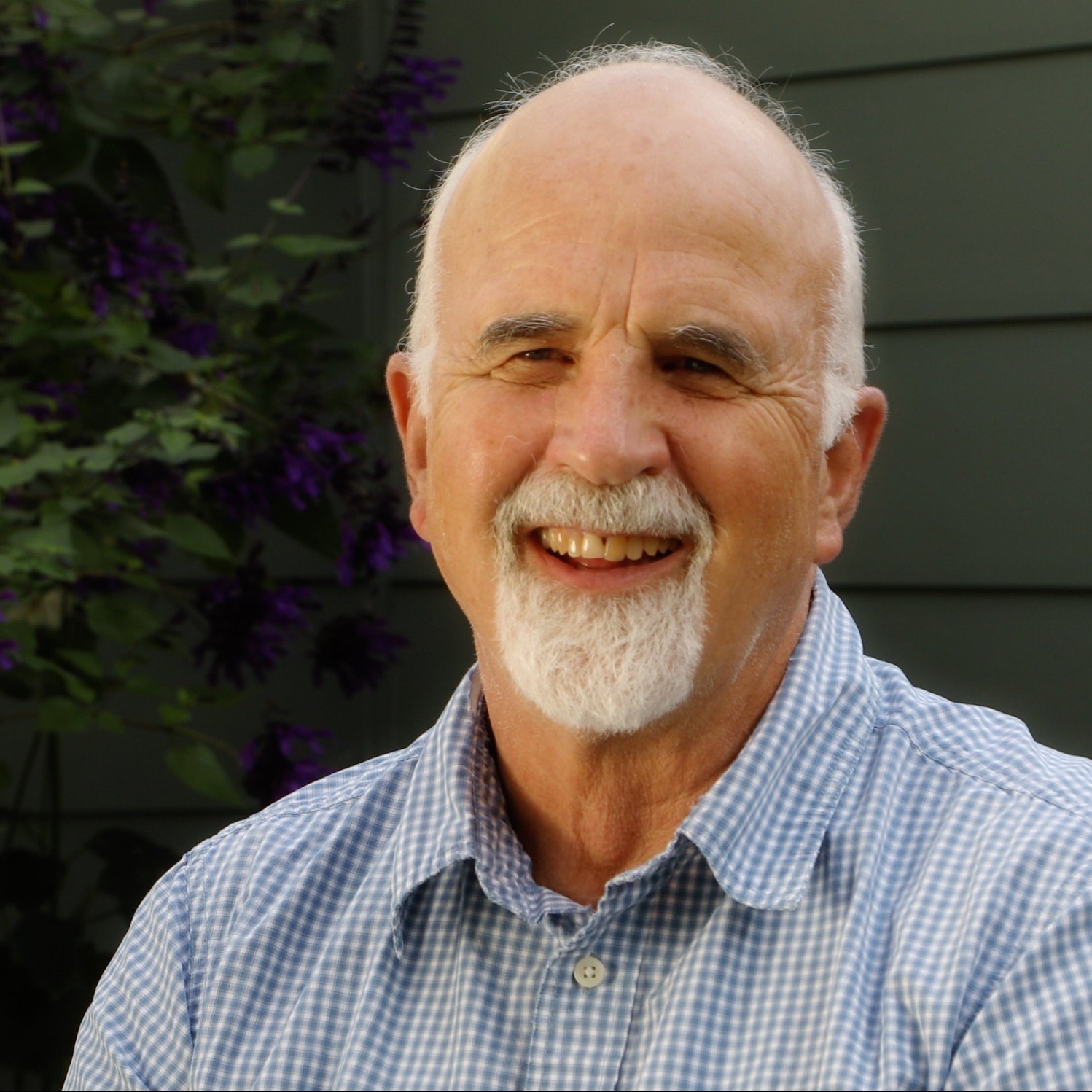 rob-walton-headshot-square – Project Beaver